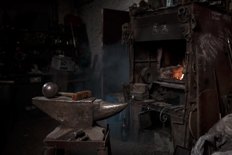 Quiénes somos - Forja noble | Tienda online de piezas de forja artesanal